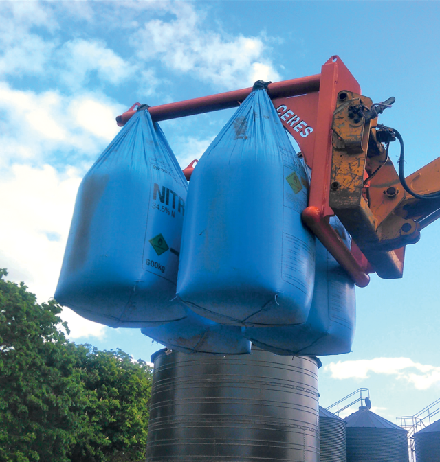 Safer and easier handling of big bags | FarmAds