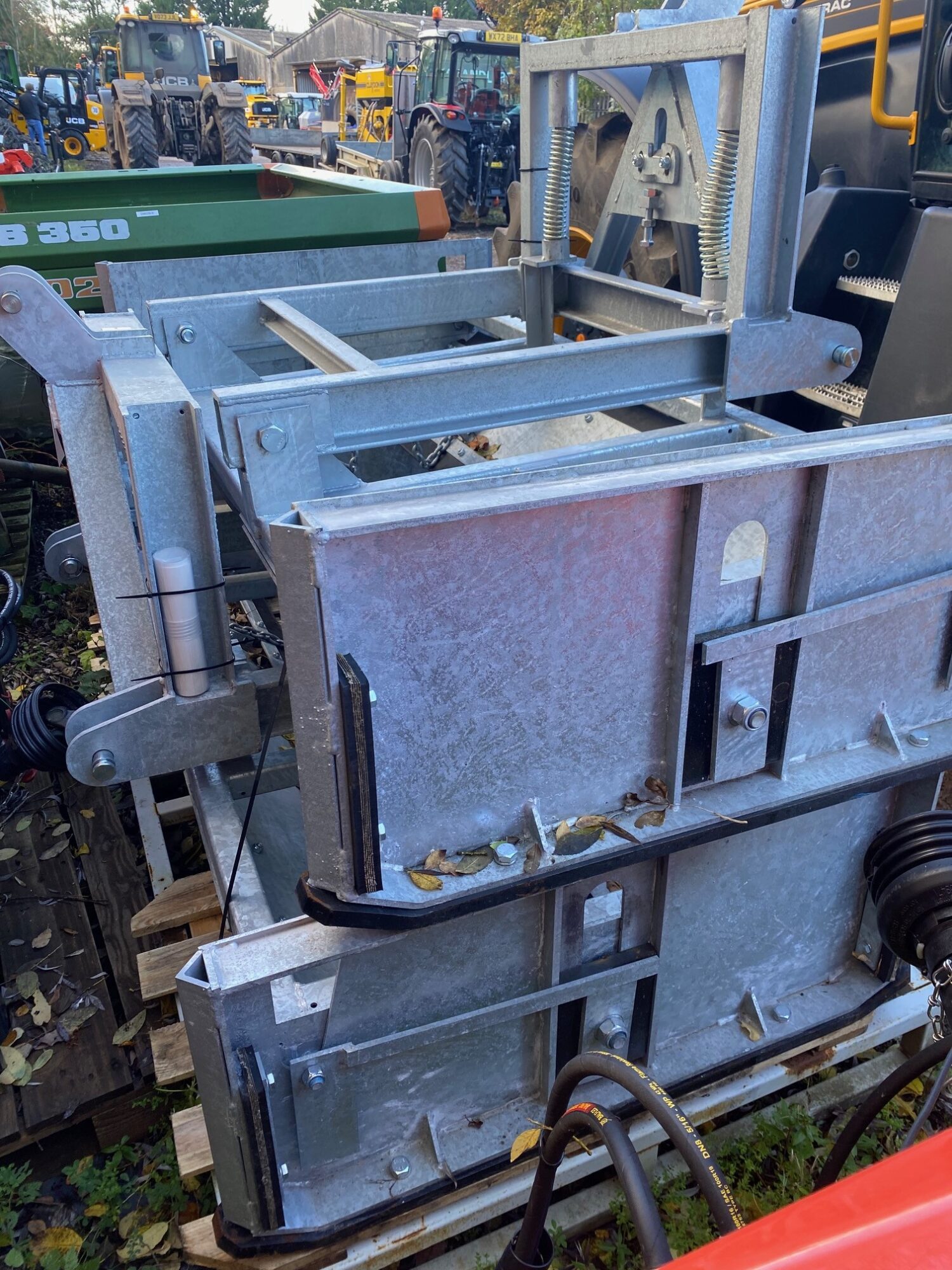 GM036556 NEW STORTH MS650 6′ 6 YARD SCRAPER. for Sale | FarmAds