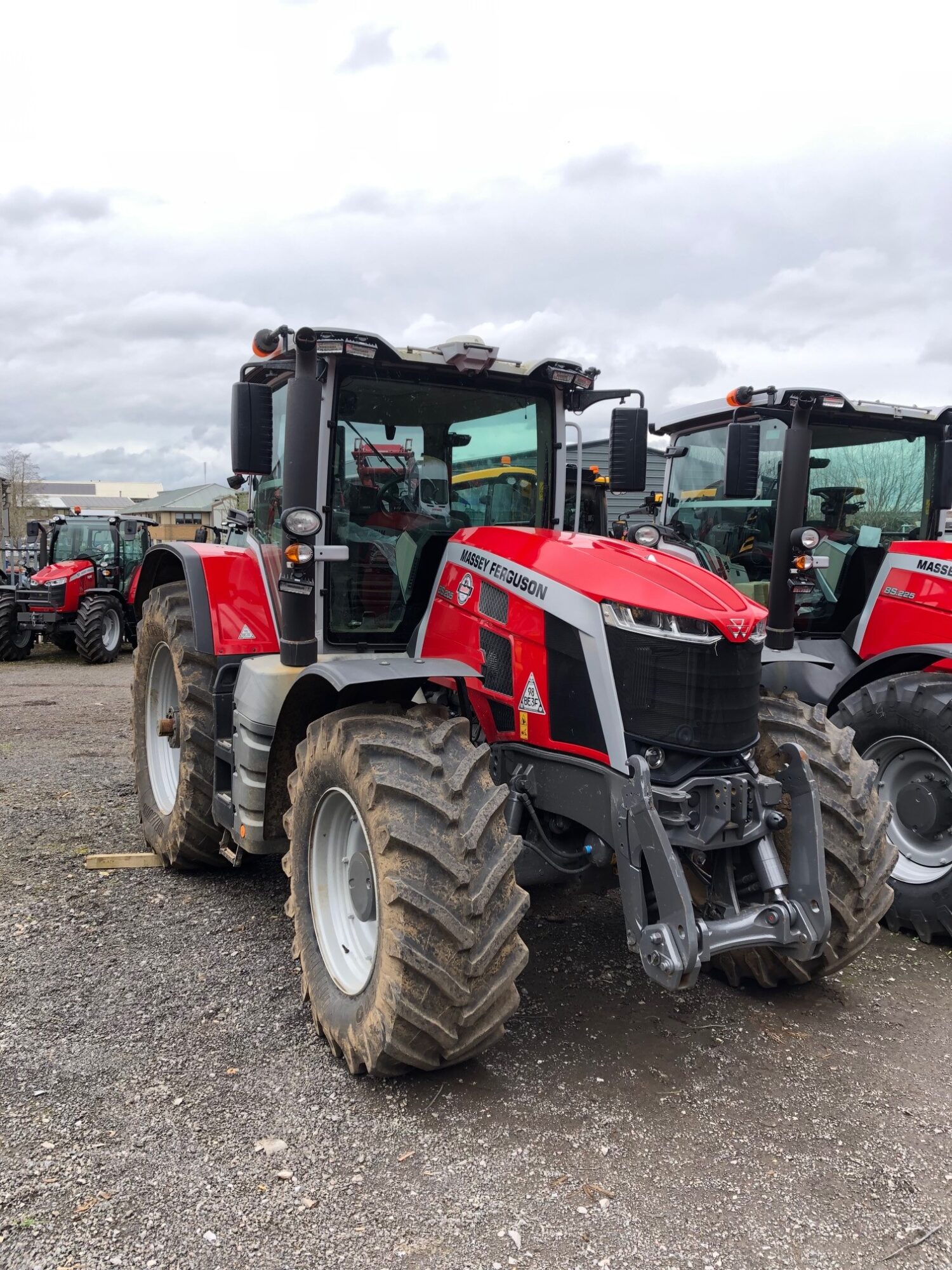 MA767014 2021 MASSEY FERGUSON 8S.205 EFD7 4WD TRACTOR for Sale | FarmAds