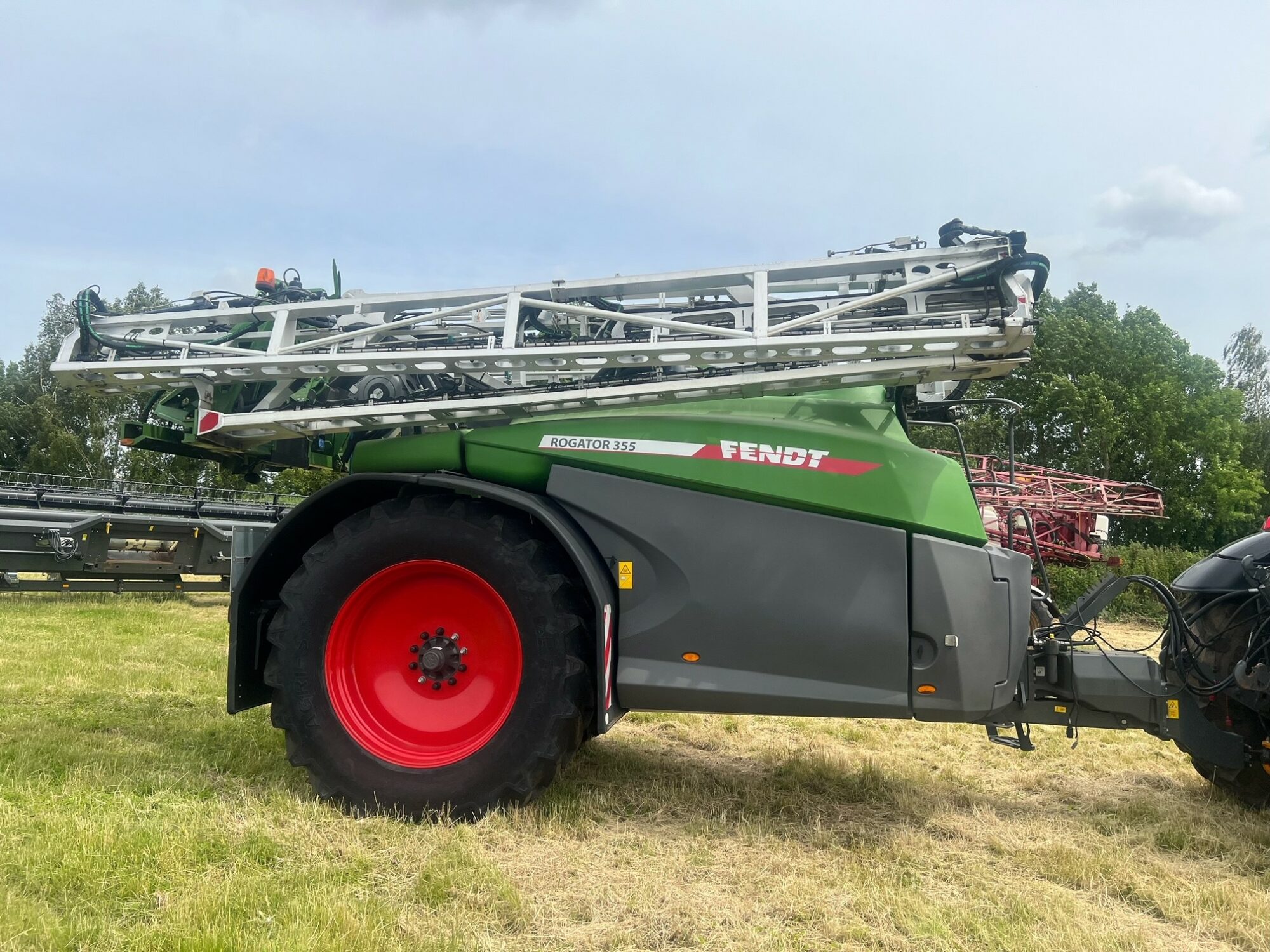 FE776662 Fendt Rogator 355 Sprayer for Sale | FarmAds