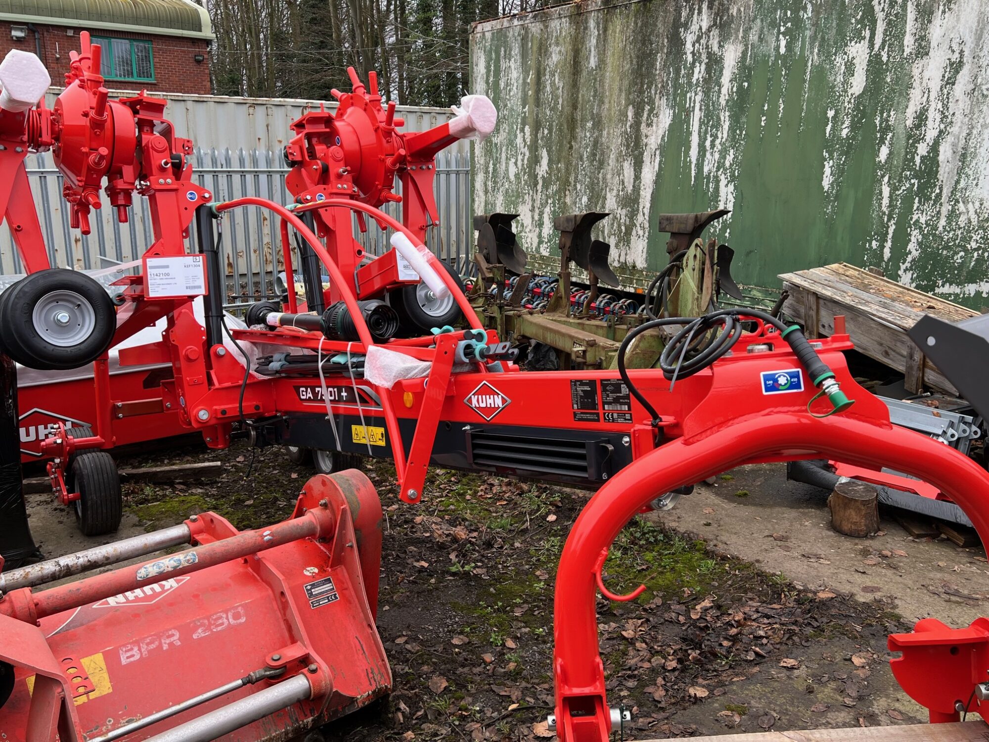 HM067673 New Kuhn GA7501 Rake. for Sale | FarmAds
