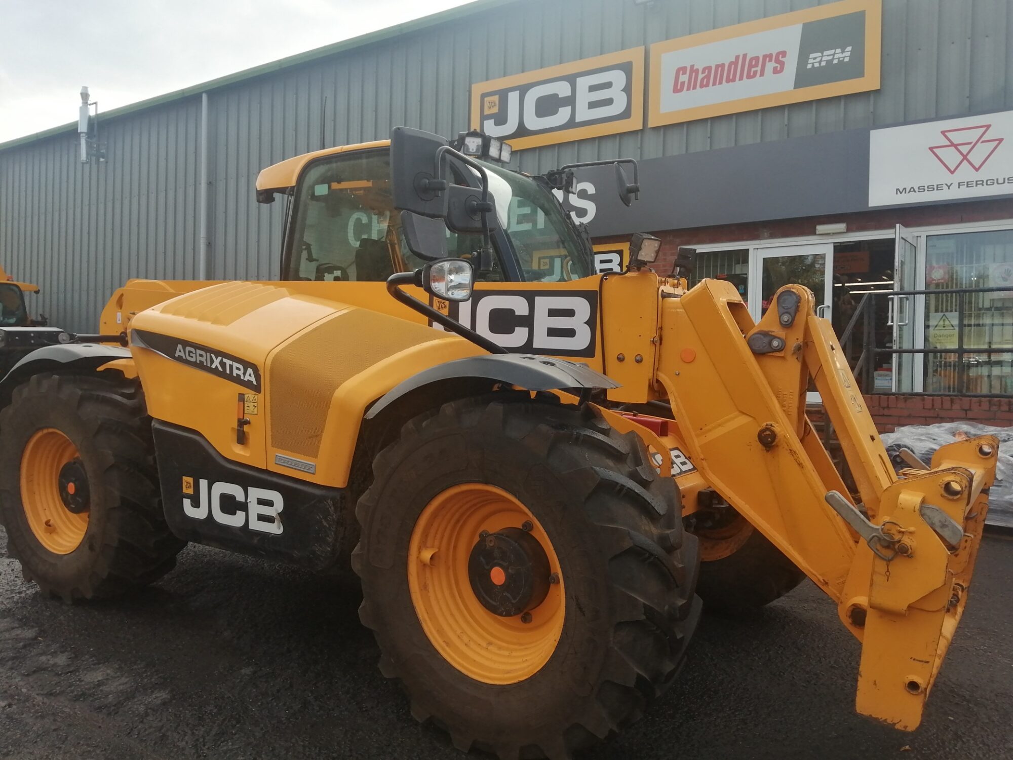 HM067730 JCB 542-70 AGR XTRA TELEHANDLER for Sale | FarmAds