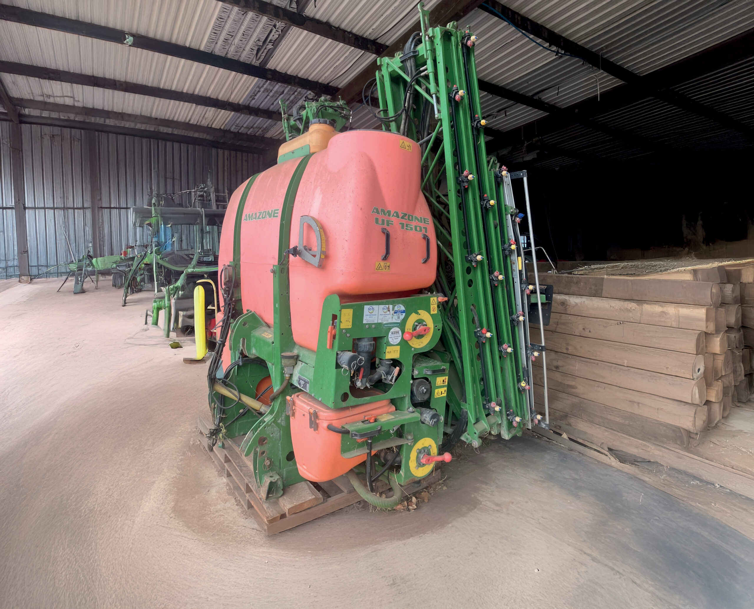 Amazone UF1501 Sprayer for Sale | FarmAds