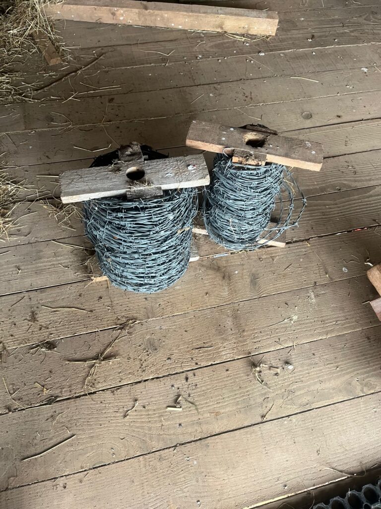 Barbed wire and staples for Sale | FarmAds